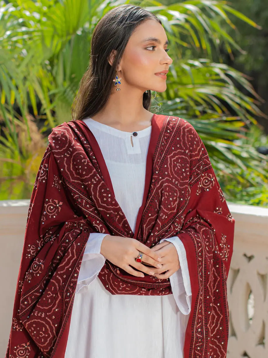Muntazir Ajrak Chaadar Maroon– TASSUR