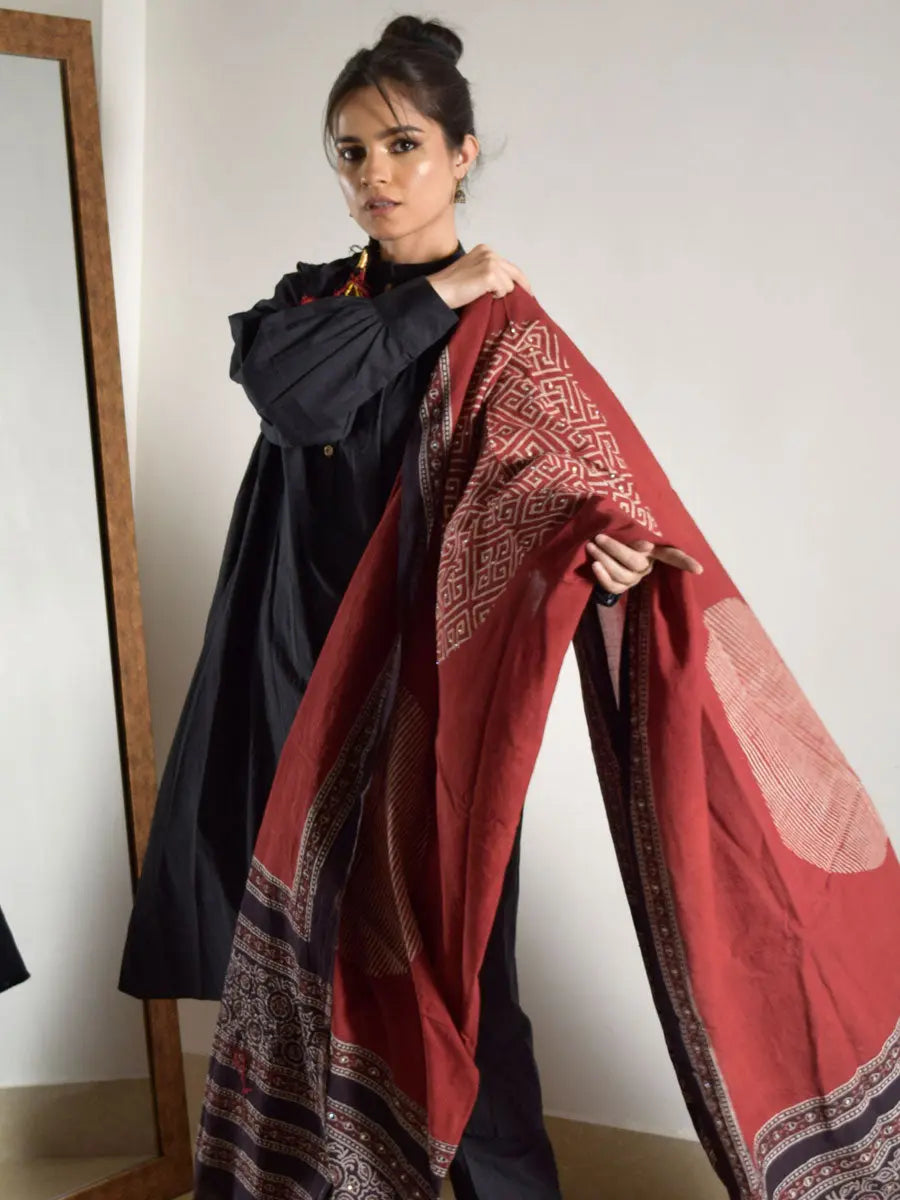 Nayab Ajrak Chaadar– TASSUR